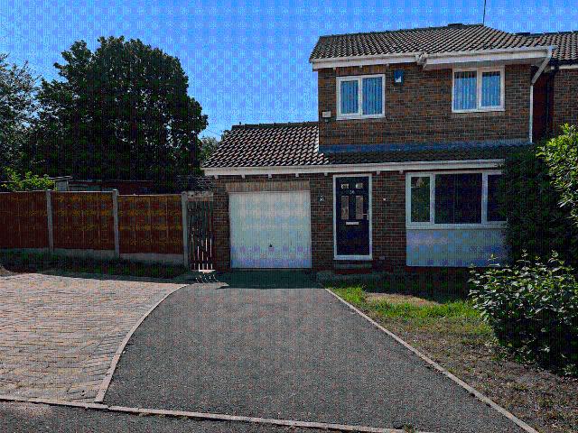 Outwood WF1, 3 bed detached house to rent, £1,250 pcm | PrimeLocation