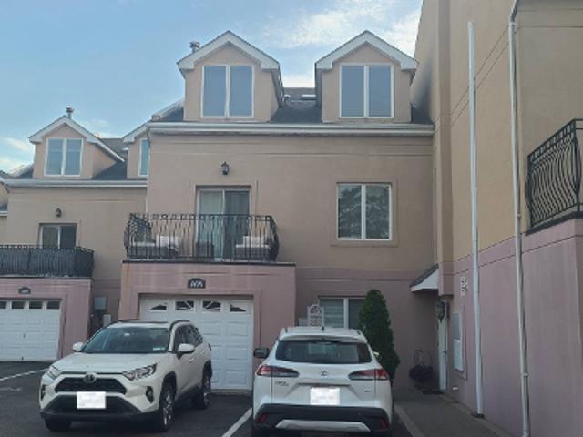 Outlook Ave # 3