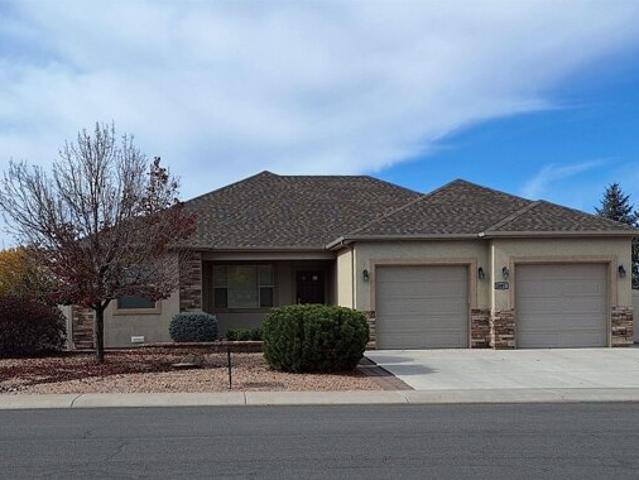 Outlook Rd, Montrose, Home For Sale