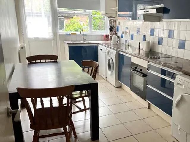 Outram Place, London, N1 0AW, United Kingdom | 4 bed townhouse for rent #168061314 | Rentberry