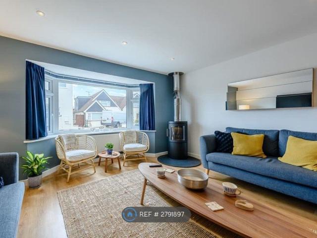Outram Road, Bognor Regis PO22, 4 bed detached house to rent, £2,500 pcm | PrimeLocation