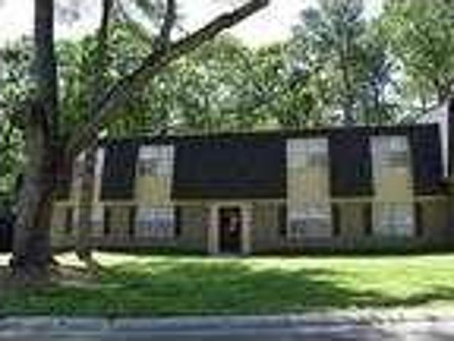 Outstanding 1 Bd 1 Ba