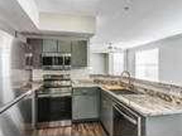 Outstanding 1 Bedroom 1 Bathroom $1154/Mo