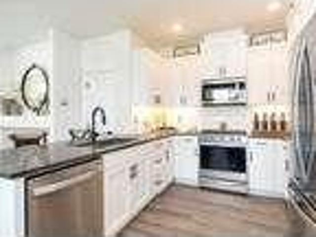 Outstanding 2 Bedroom 2 Bathroom $2795/Month