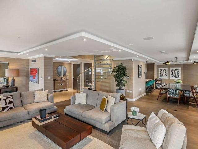 Outstanding duplex Penthouse apartment in a small boutique development close to Oxford Street & Marylebone High Street