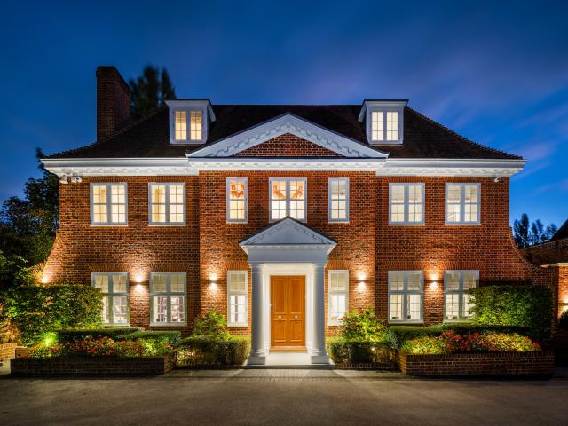 Outstanding luxury family home in Hampstead