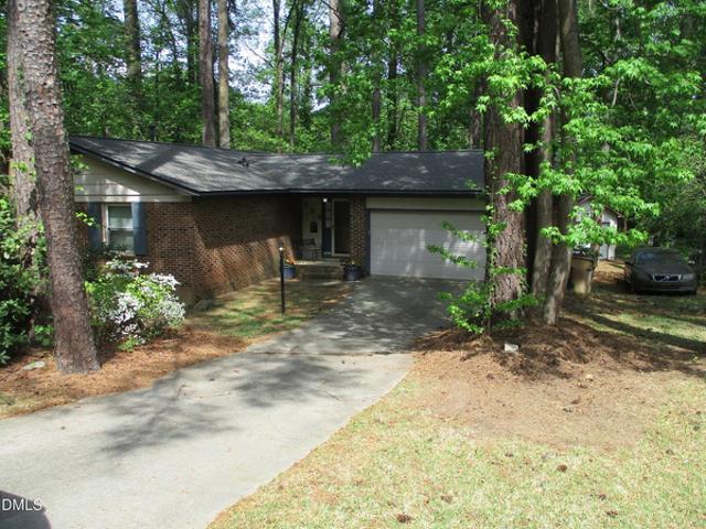 Outstanding one level home in West Raleigh in a well establish neighborhood. Three bedrooms, two bathrooms, and a large family room with a fireplace. Almost.4 ac. of land. *Cats and small dogs only