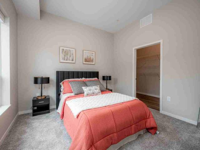 Ovation 1 Bedroom Apartment for Rent at 1118 Mainstreet, Hopkins, MN 55343