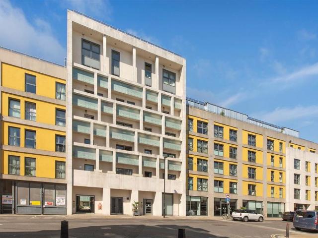 Oval Road, Camden NW1, 3 bed flat to rent, £4,100 pcm | PrimeLocation