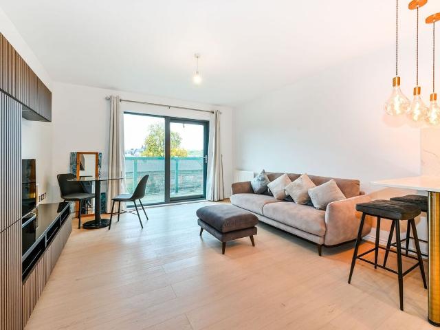 Oval Road, Camden Town, London NW1, 1 bed flat to rent, £2,400 pcm | PrimeLocation