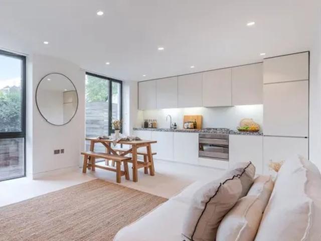 Oval Road, London, NW1 7EE, United Kingdom | 2 bed house for rent #167385315 | Rentberry