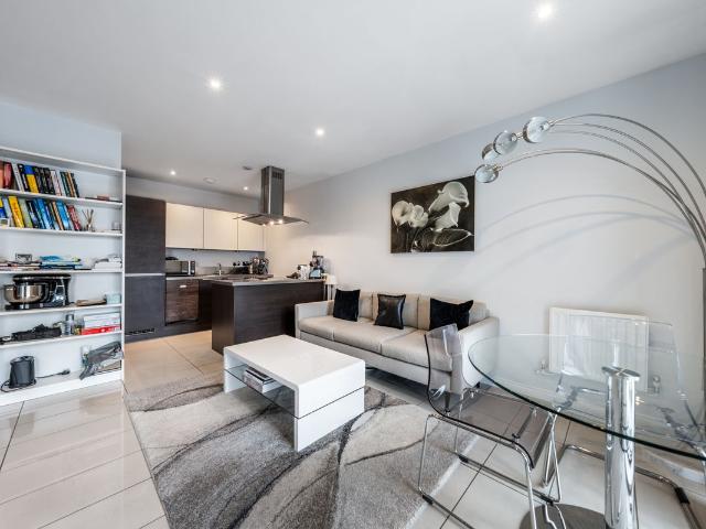 Oval Road, London NW1, 1 bed flat to rent, £2,600 pcm | PrimeLocation