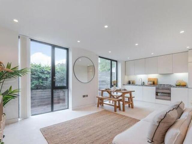 Oval Road, Latitude House, Camden, 2 Bedroom Apartment