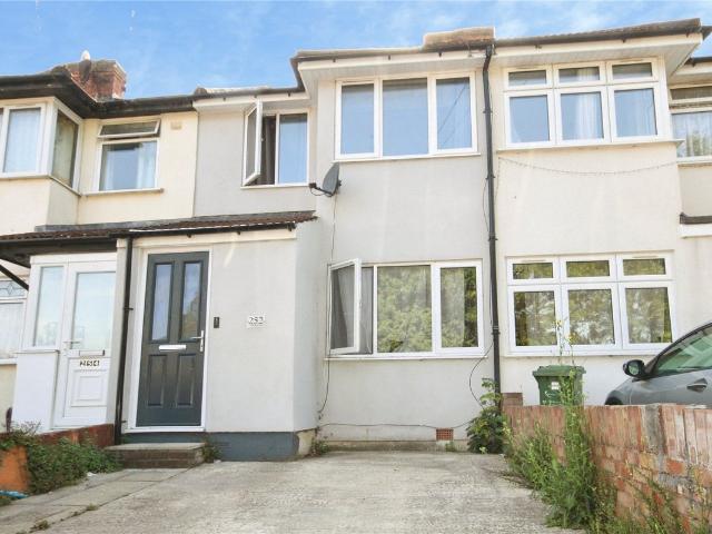Oval Road North, Dagenham RM10, 3 bed terraced house to rent, £2,150 pcm | PrimeLocation