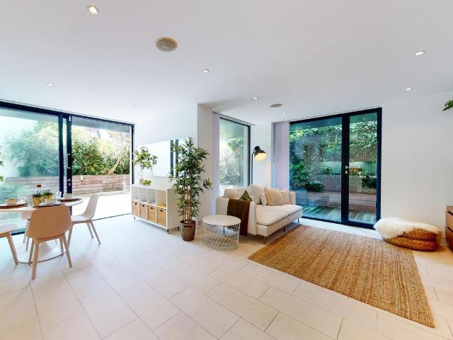 Oval Road, Primrose Hill NW1, 2 bed flat to rent, £4,442 pcm | PrimeLocation