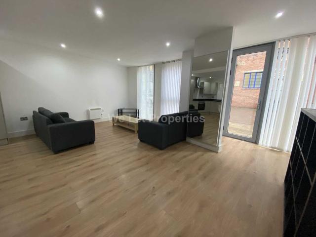 Ovale, Pollard Street