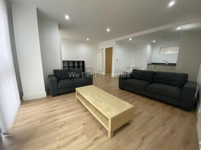 Ovale, Pollard Street M4, 3 bed flat to rent, £1,700 pcm | PrimeLocation
