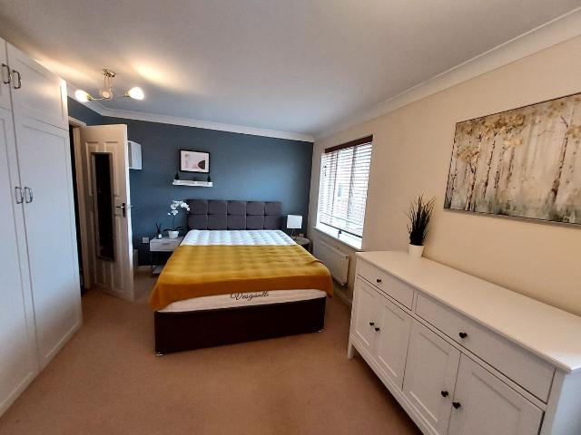 Ovett Gardens, Bensham, Gateshead NE8, 7 bed town house to rent, £3,000 pcm | PrimeLocation
