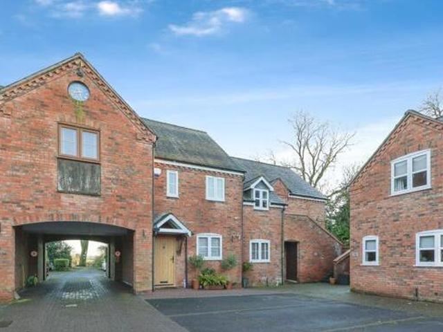 Over Whitacre, Sadlers Meadow, Coleshill, 2 Bedroom Maisonette