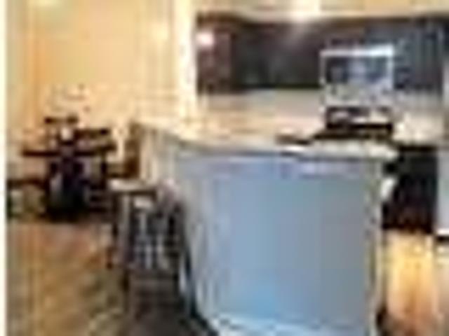 Over 1,149 sf in Newburgh. Pet OK!