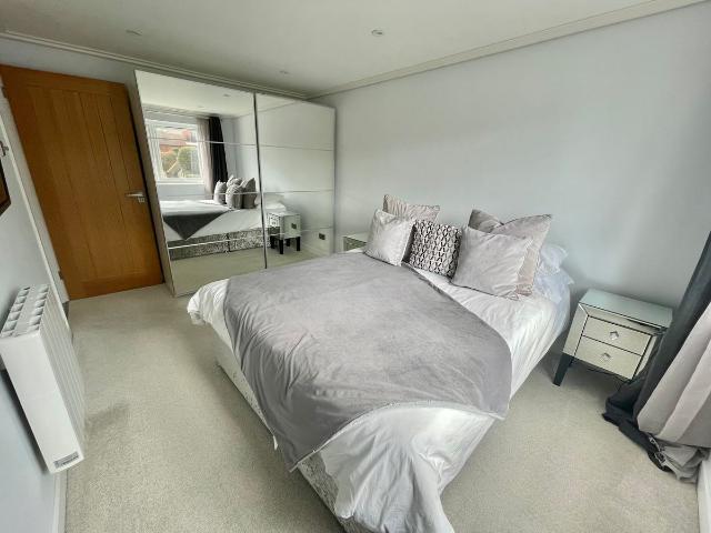Overcombe Court, Bournemouth BH5, 2 bed flat to rent, £1,400 pcm | PrimeLocation