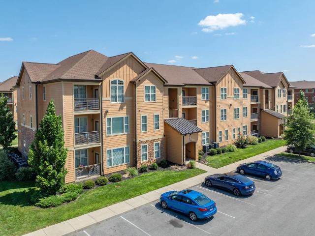 Overall Creek 1 Bedroom Apartment for Rent at 5150 Jack Byrnes Dr, Murfreesboro, TN 37128