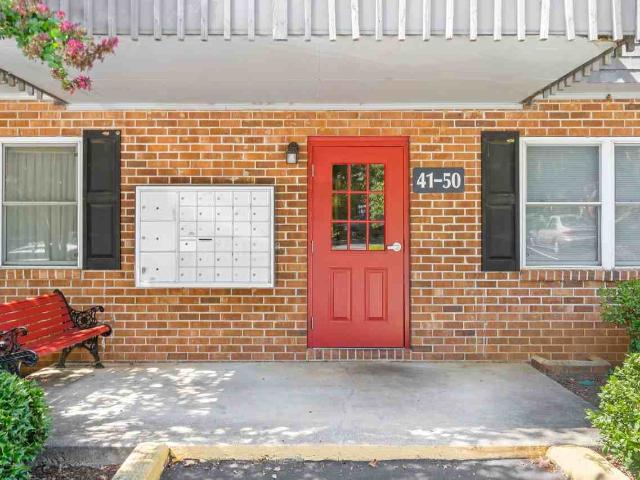 Overbrook Place Apartments 1 Bedroom Apartment for Rent at 211 Batesview Dr, Greenville, SC 29607 Greenline