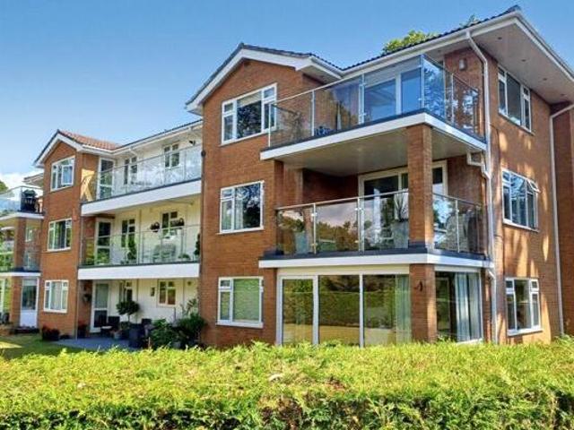 Overbury Road, Poole, 2 Bedroom Apartment