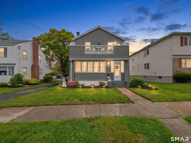 Overlook Ave, West Haven, Home For Sale