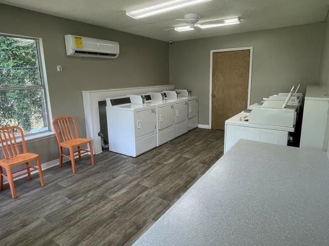 Overlook Gardens Apartments 2 Bedroom Apartment for Rent at 1400 Gray Hwy, Macon, GA 31211