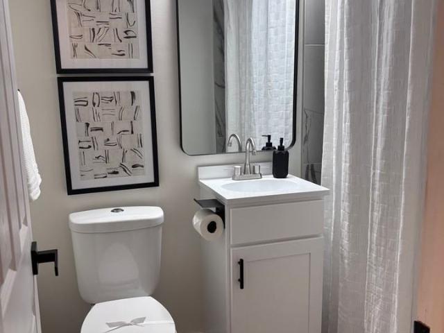 Overlook on 100 1 Bedroom Apartment for Rent at 2524 Highway 100 S, St. Louis Park, MN 55416 Birchwood