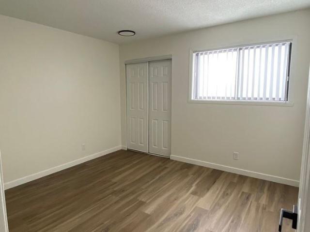 Overlook on 100 2 Bedroom Apartment for Rent at 2524 Highway 100 S, St. Louis Park, MN 55416 Birchwood