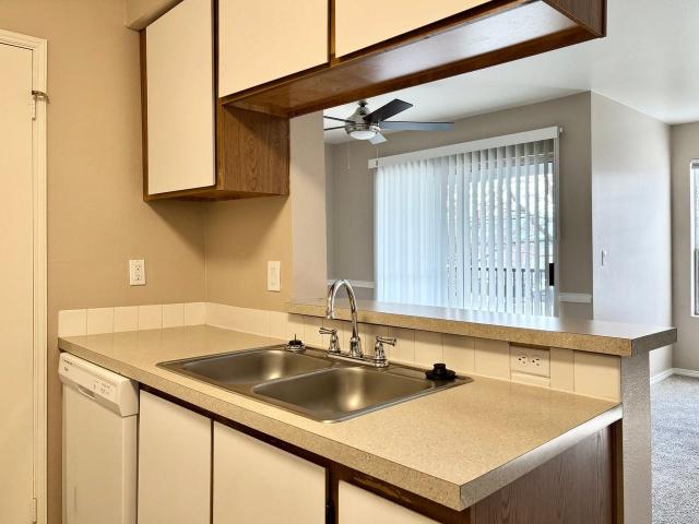 Overlook Pointe Apartments 1 Bedroom Apartment for Rent at 11408 Se 90th Ave, Milwaukie, OR 97086 Southgate