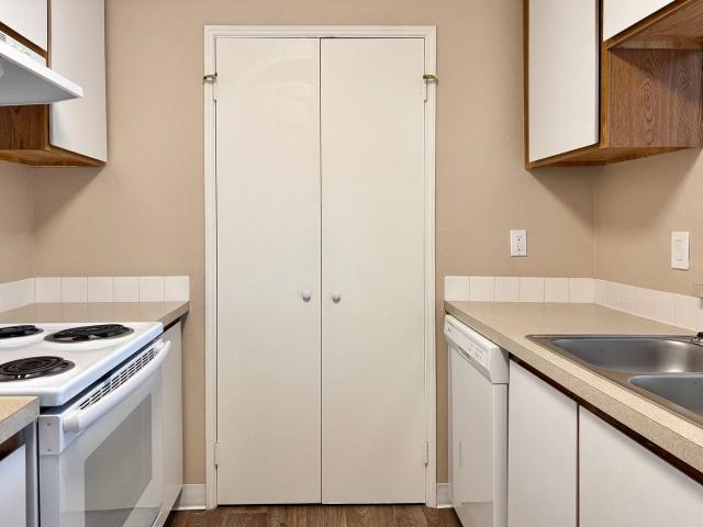 Overlook Pointe Apartments 1 Bedroom Apartment for Rent at 11408 Se 90th Ave, Milwaukie, OR 97086 Southgate