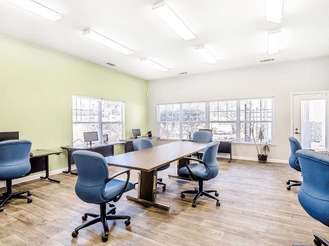 Overlooke at Simms Creek Apartments 2 Bedroom Apartment for Rent at 4730 Archean Way, Raleigh, NC 27616