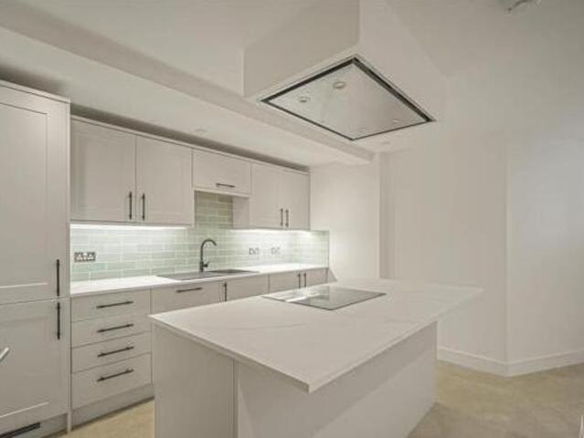 Overland Road, Mumbles, 1 Bedroom Apartment