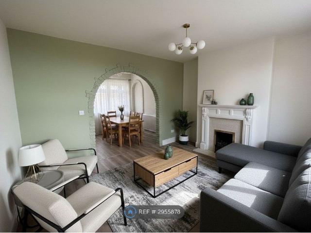 Oversetts Road, Swadlincote DE11, 2 bed terraced house to rent, £825 pcm | PrimeLocation
