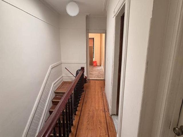 Oversized Room Historic Brownstone