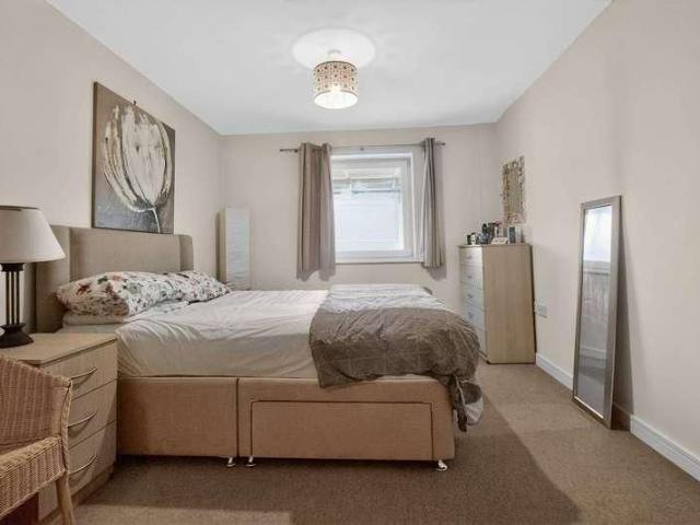 Overstone Court, Cardiff, CF10