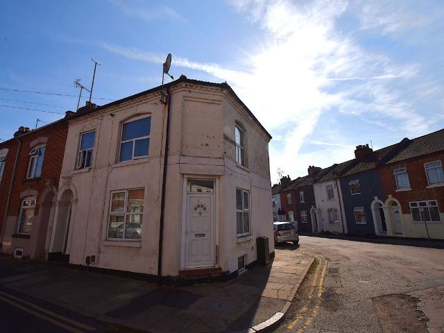 Overstone Road, Northampton NN1, 1 bed flat to rent, £825 pcm | PrimeLocation