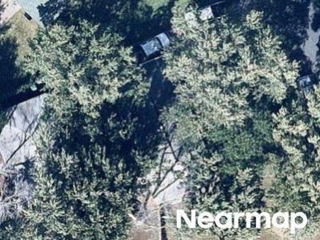 Overton Dr NE