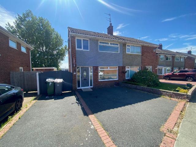 Overton Way, Prenton CH43, 3 bed property to rent, £1,400 pcm | PrimeLocation