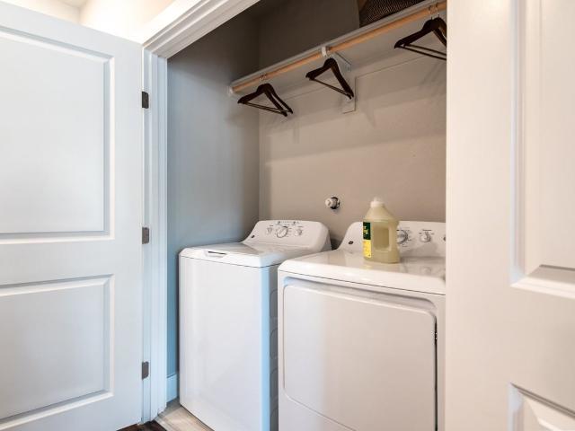 Overture Albuquerque 55+ Active Adult Apartment Homes 1 Bedroom Apartment for Rent at 6441 Palomas Ave Ne, Albuquerque, NM 87109