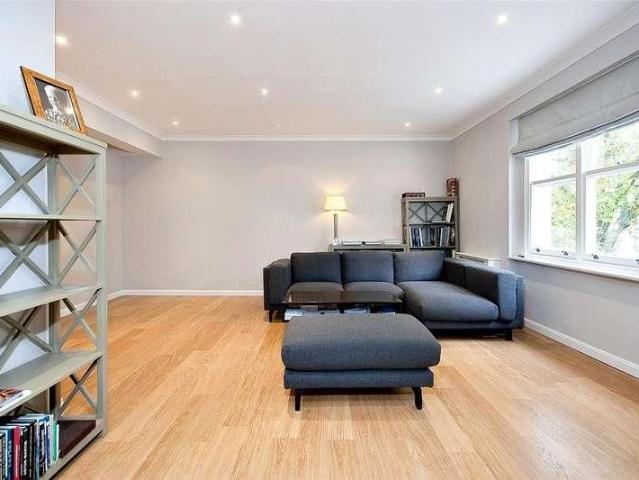 Ovington Square, London, SW3