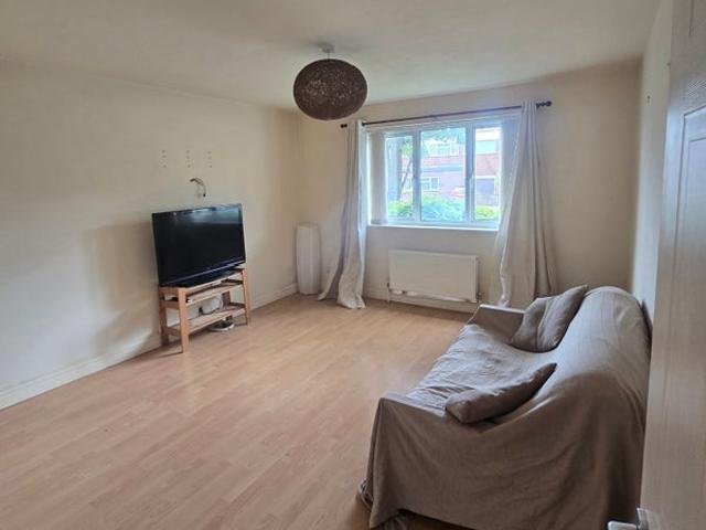 OX4 Secure, Bright & Spacious One Bedroom Flat
