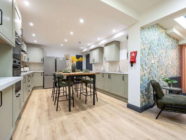 OX Living is proud to present this high quality 9 bedroom co living property, perfect for working professionals looking for stylish, stress free living. Room 2