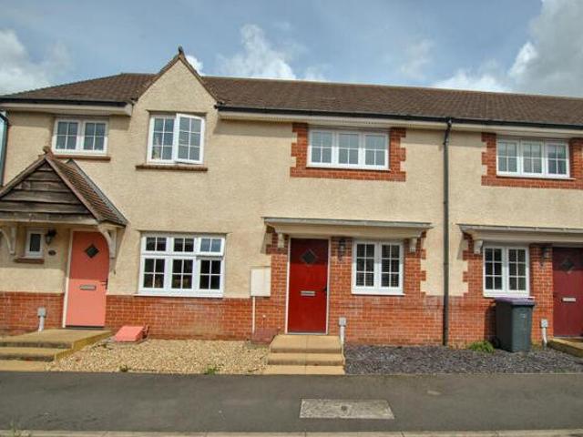 Oxmoor Avenue, Hadley, 2 Bedroom Terraced