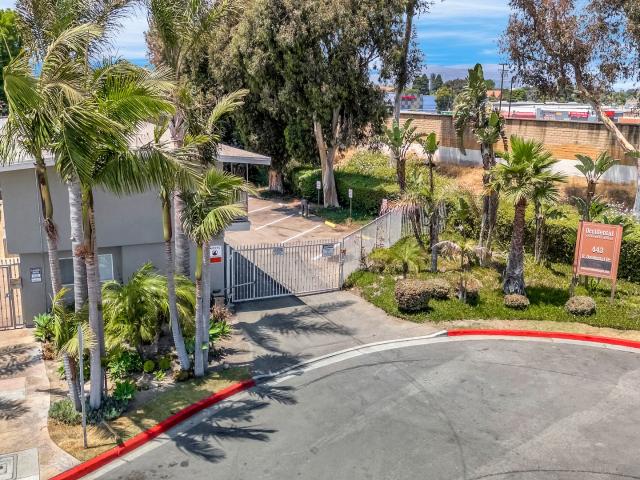 Oxnard Occidental Apartments