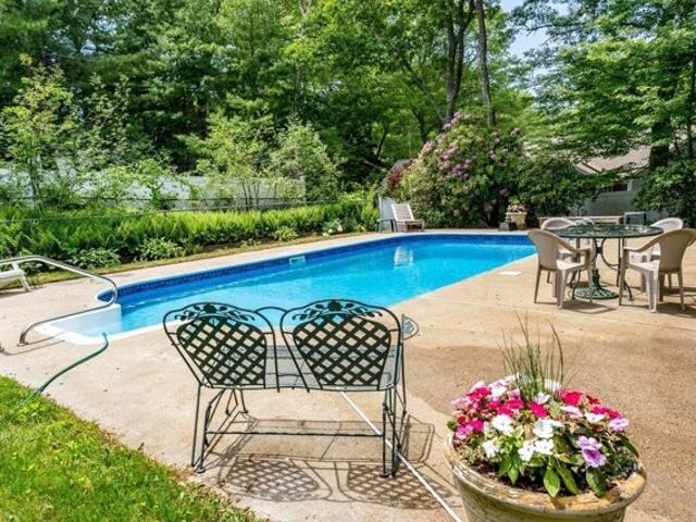 Oxner Rd, Barnstable, Home For Sale