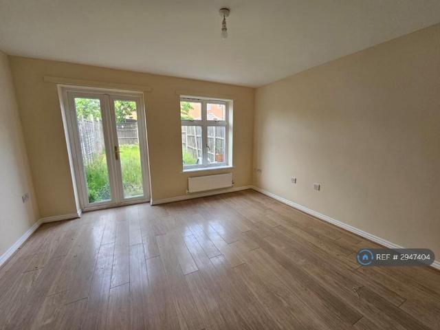 Oxon Way, Leicester, LE5 2 bed terraced house to rent £1,060 pcm £245 pw